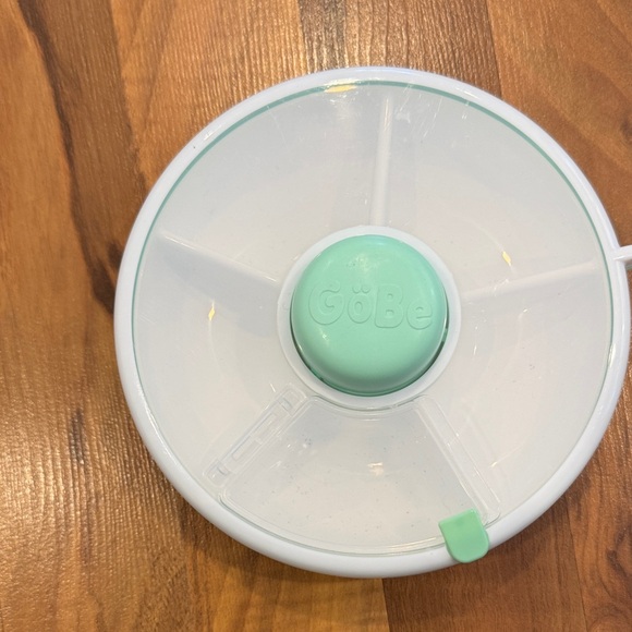 Other | Gobe Snack Spinner In Mint Green And White | Poshmark